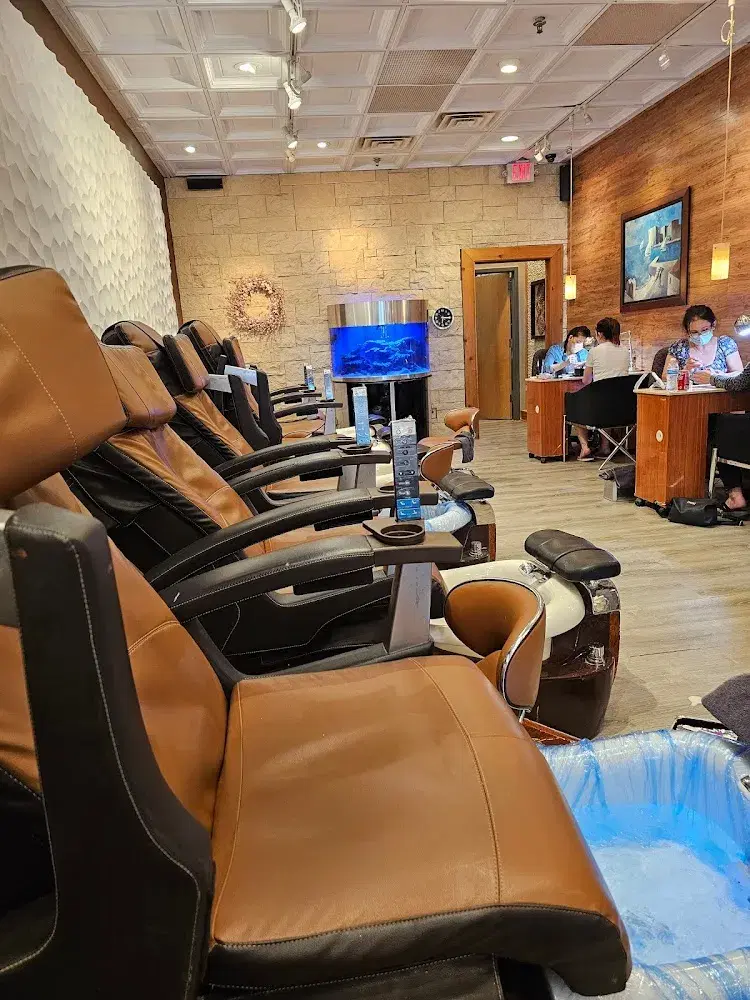 Nail Crew Lounge in St Peters, MO - 674 Reviews