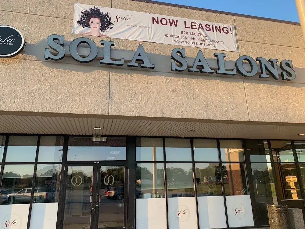 Sola Salon Studios in Oshkosh, WI - 9 Reviews